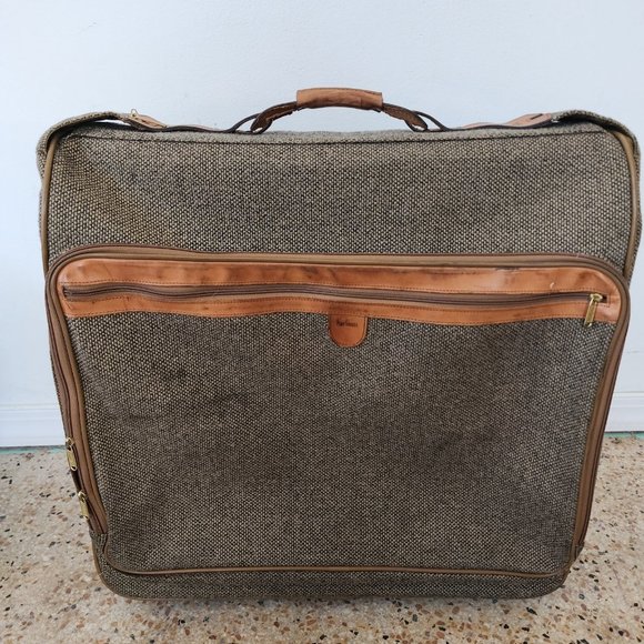 Hartmann | Bags | Vintage Hartmann Tweed Garment Bag Suitcase 25 X 26 X ...